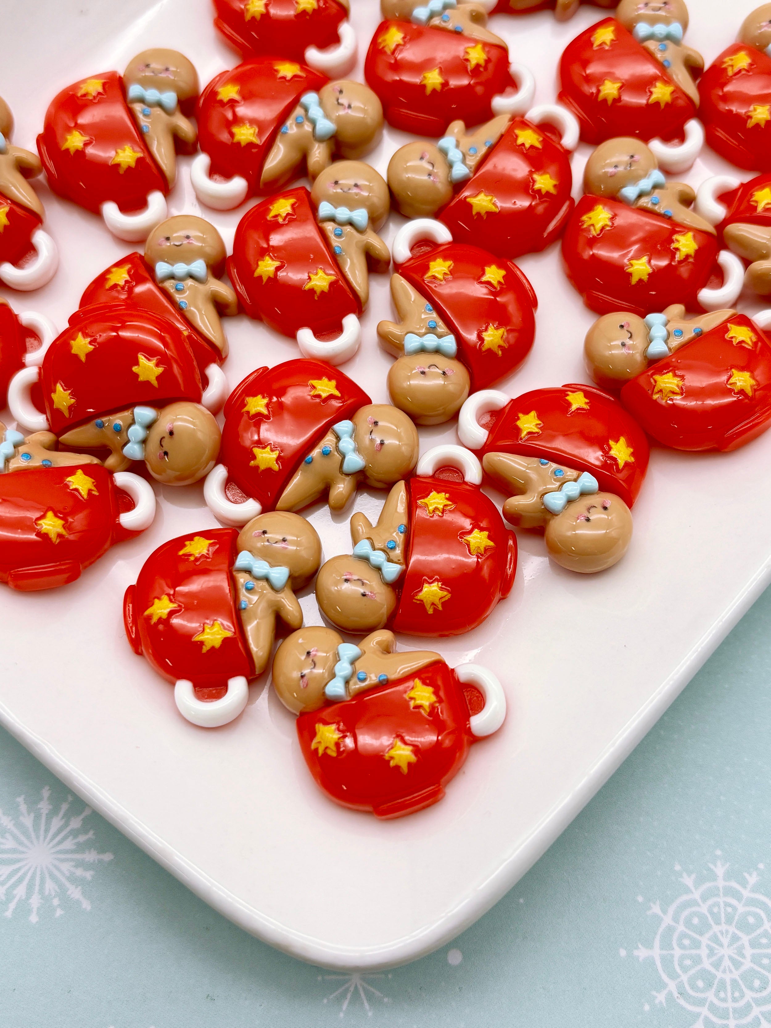5 Flatbacked Resin Gingerbread Men in Hot Chocolate Mug Christmas ...