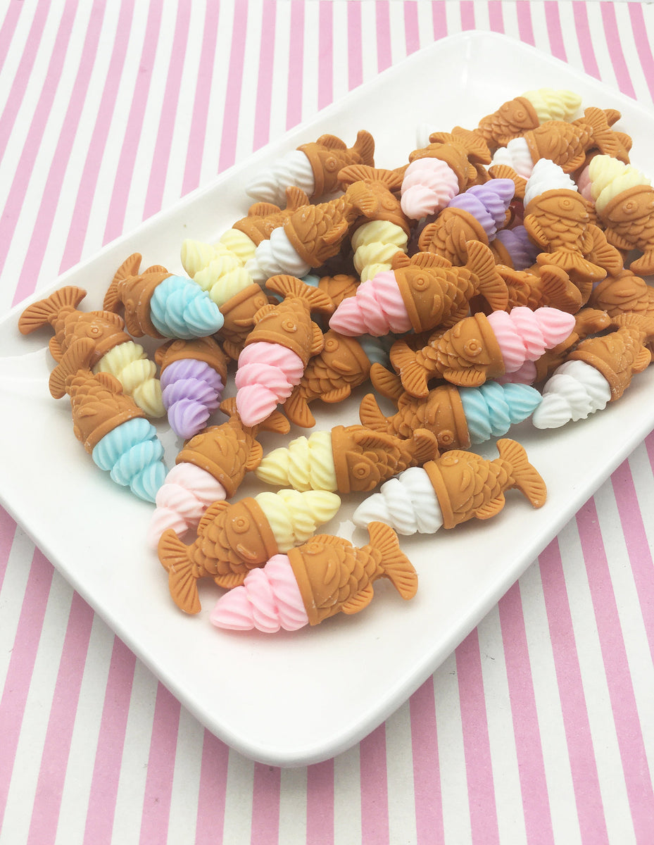 3 Big Pastel Taiyaki Goldfish Fish Cracker Soft Serve Ice Cream Cone C ...